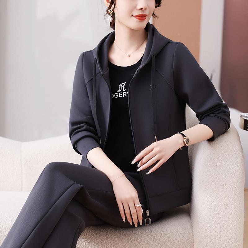 年87555979轻妈妈春外套新款中老女装秋休闲年减龄上春衣运动服装