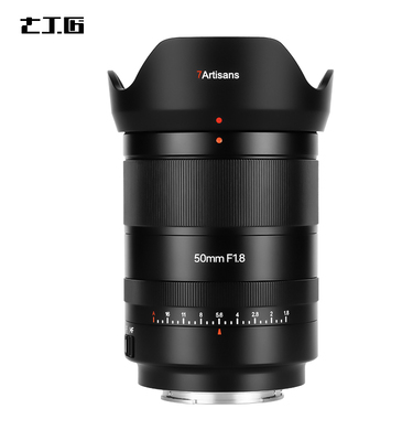 全画幅自动定焦大光圈人像镜头