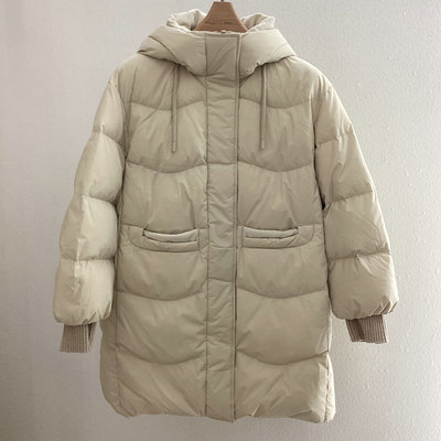 艾莱依2025冬季新款暖绒连帽女羽绒服 6025201109 吊牌价1397