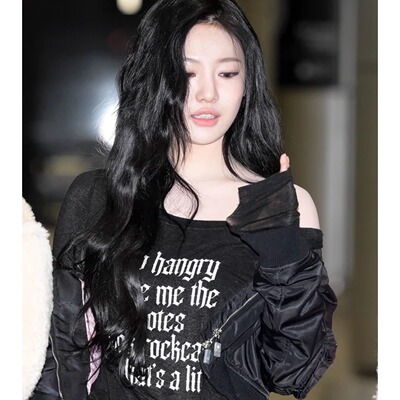 现货宁艺卓裴真率同款ROCKCAKE 25夏字母长袖T恤打底衫韩国代购