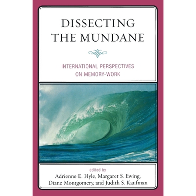 按需印刷不退不换Dissecting the Mundane[9780761841166]