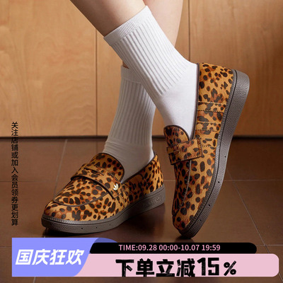 阿迪达斯三叶草女款休闲鞋