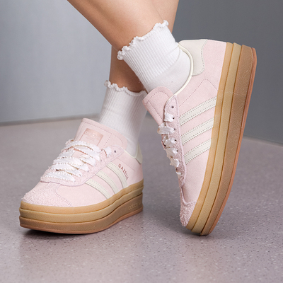 阿迪达斯三叶草女款厚底板鞋