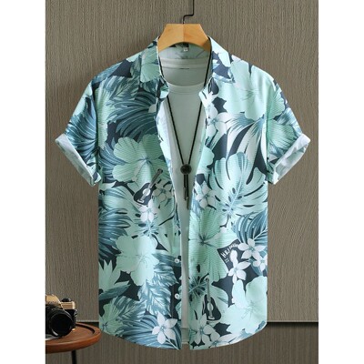 卷边翻领印花衬衫 Curled collar printed short sleeved T-shirt