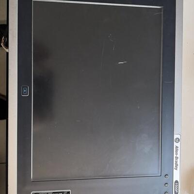 议价556F902001 1500P AB工控工业触控显示屏维修