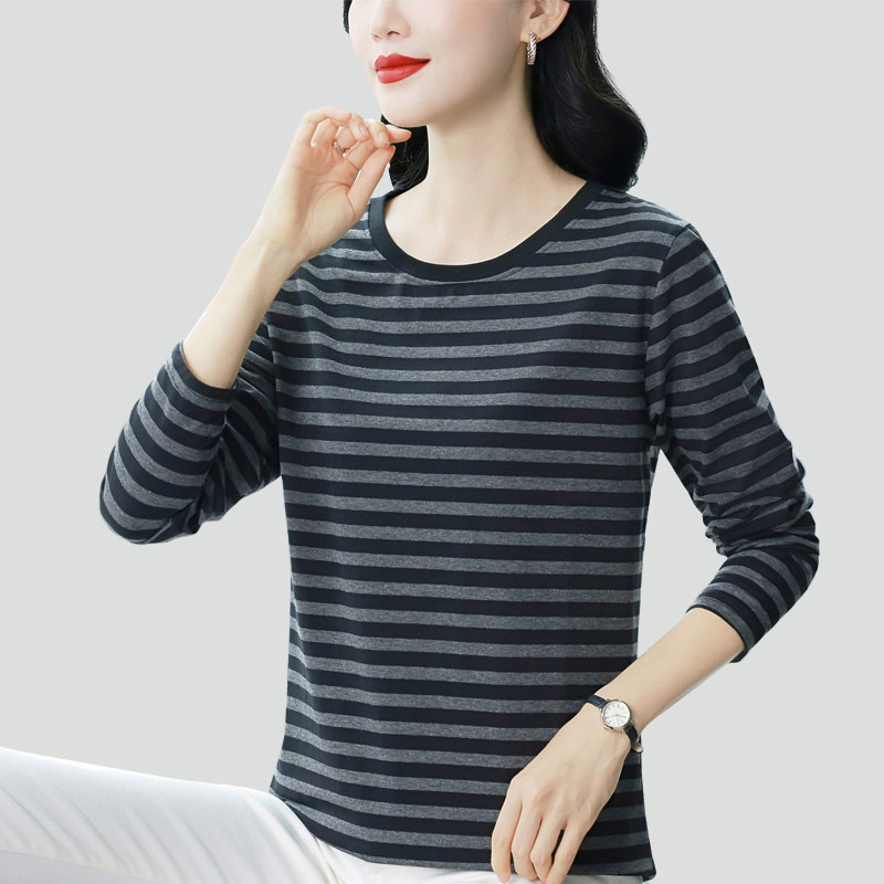 条纹长袖t恤女士大码中年妈妈秋衣可外穿纯棉打底衫休闲内搭上衣