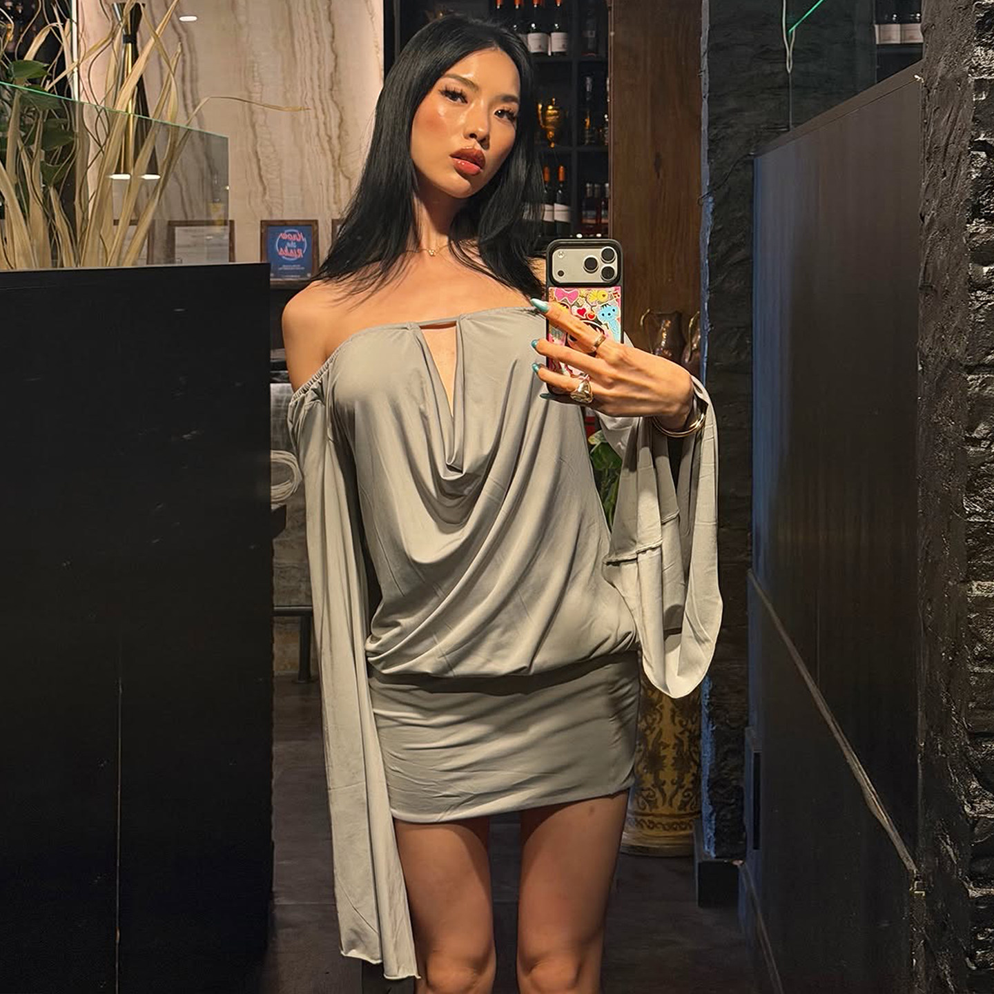 #Sisjuly#S时尚千禧korea 欧尼灰镂空荡领性感一字领长袖连衣裙女