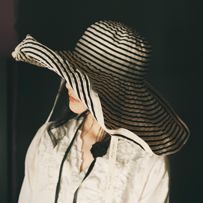 春夏氛围感出游条纹超大檐防晒帽