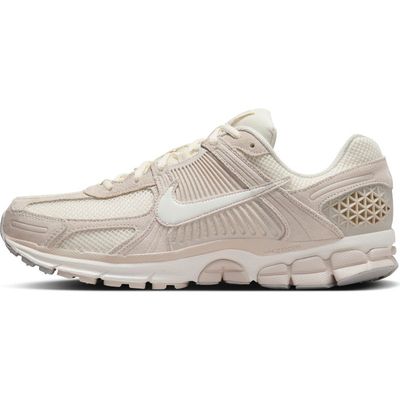 Nike米色男款低帮休闲跑步鞋