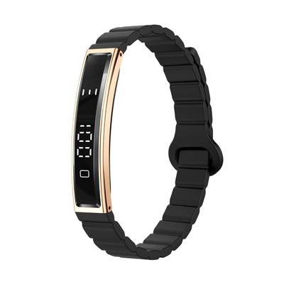 B3 smart bracelet features a phone reminder, heart rate, blo