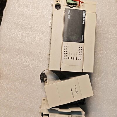 议价PLC F3U-32MR/ES-A主机+2个F-2D资询