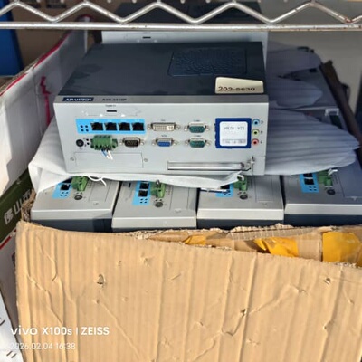 议价研华AIIS-3410P工控机，实物拍摄，成色好，有使用痕迹