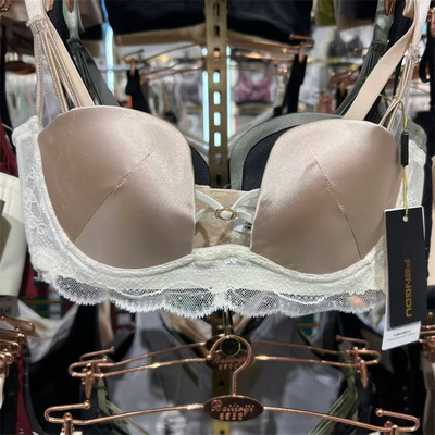 丰渡8617性感蕾丝聚拢内衣女小胸轻薄上薄下厚防垂光面三排扣文胸