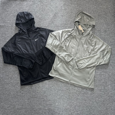 耐克男子防风连帽跑步外套夹克