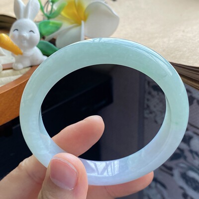 4.20批2016号55.2-11.8-8.2嫩绿色！给人如沐春风的温柔感！