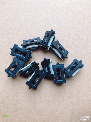 适用于宝马3系5系525li 530li320i330i325iLX3车顶棚内卡扣卡子