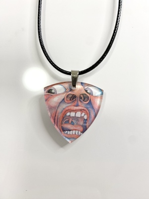 King Crimson克里姆森国王周边摇滚乐队吉他拨片项链配饰专辑唱片