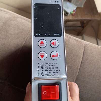 {议价}D-L-R UL-801热流道温控仪，带液晶显示，手动自动软
