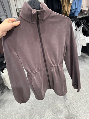 露露乐蒙lululemon Softstreme Cinch-Waist Jacket中长款夹克