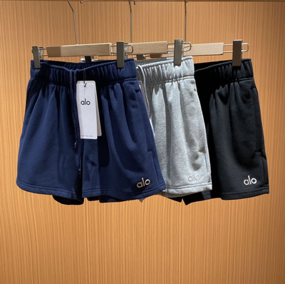 澳洲ALO YOGA Accolade Short女士瑜伽运动训练短裤日常休闲户外