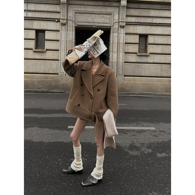 Fanptntox垫肩长袖短款呢大衣