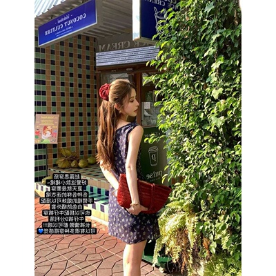 300斤大码显瘦碎花连衣裙夏季