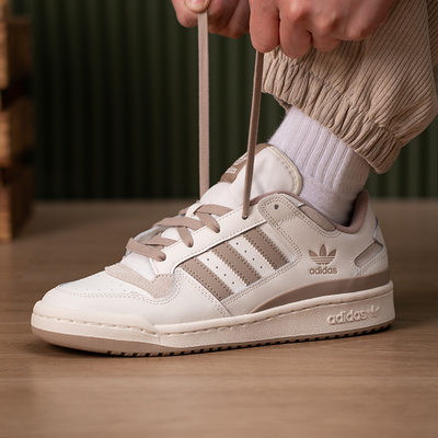 阿迪达斯三叶草板鞋男鞋女鞋春季新款轻便运动鞋低帮休闲鞋JQ1536