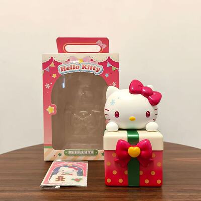 三丽鸥凯蒂猫大娃圣诞冬日好礼