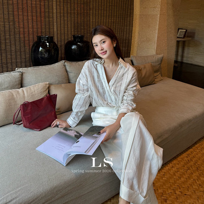 【LS新品牌】黑标极简大牌 早春上新时尚v领条纹设计感衬衫30376#
