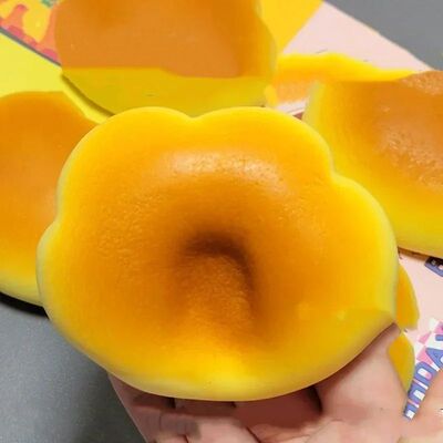 Caramel Color Cloud Bread Slow Rebound Pinch Music Decompres