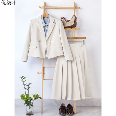 学院风短款西装外套女小个子高级感通勤面试穿搭正装套装大学生