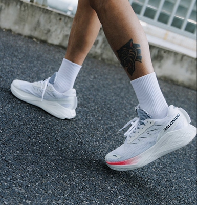 SALOMON萨洛蒙AERO GLIDE 4舒适百搭防滑减震低帮跑步鞋路跑鞋