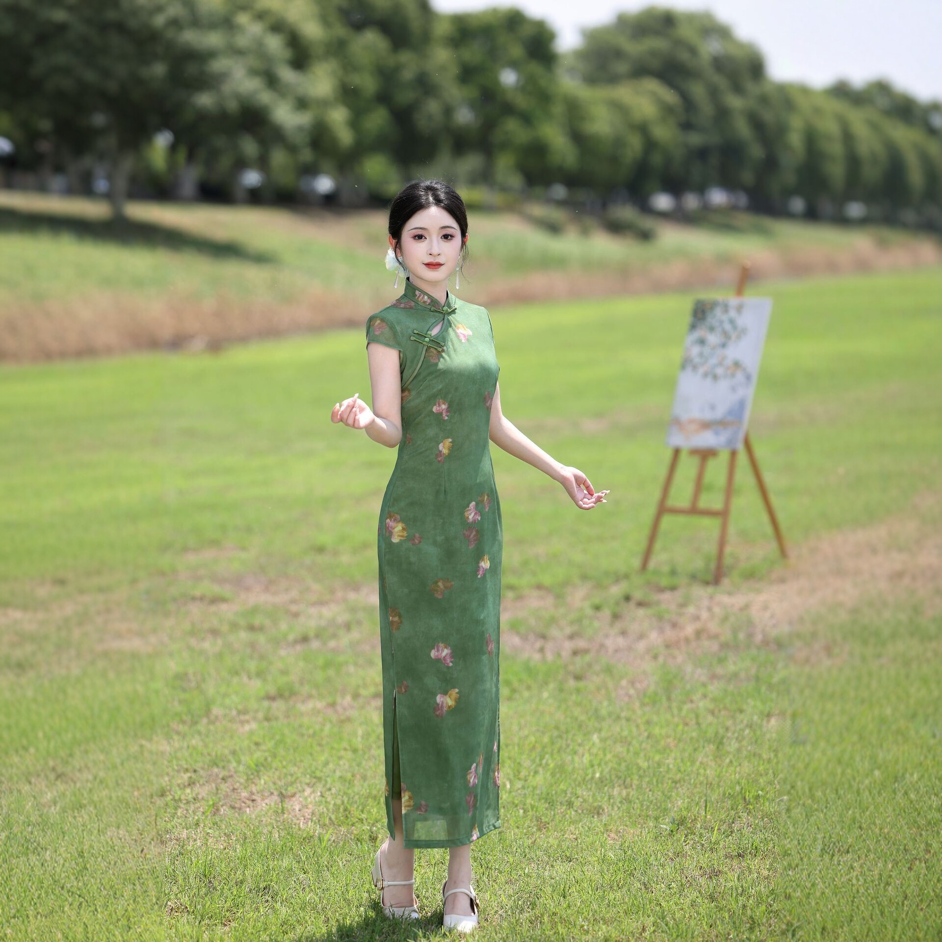 2026新款绿色印花改良旗袍女夏季无袖长款复古新中式修身连衣裙