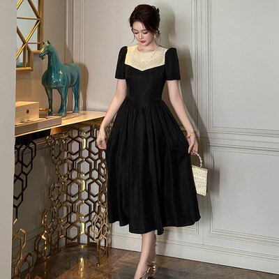 法式长裙2026夏季新款女气质重工钉珠收腰大摆赫本风连衣裙80270