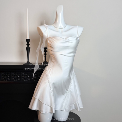 郑大嘻~富家千金·法式纯欲风带胸垫吊带睡裙冰丝性感睡衣高级感