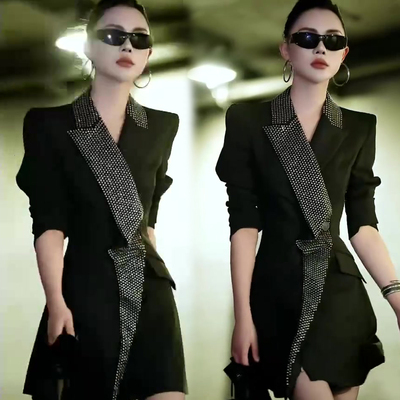 轻奢烫钻女神范气质西装裙女