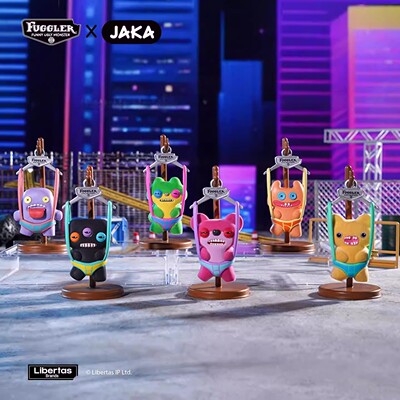 Fuggler萌牙怪兽背带秋千盲盒