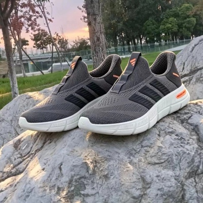 adidas Cloudfoam阿迪达斯正品耐磨透气低帮休闲鞋男女同款KJ5914