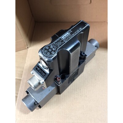 派克Parker比例阀D1FVE02BCVF0A液压阀 底部油锈议价