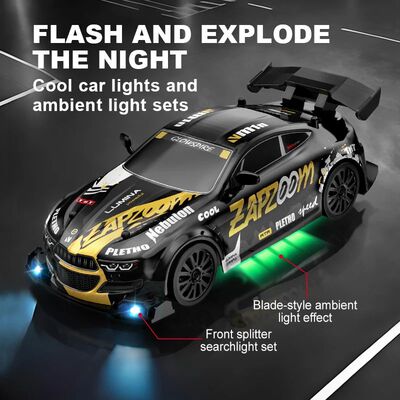 1: 24 Remote Control Four-wheel Drive Drift Car Continuously