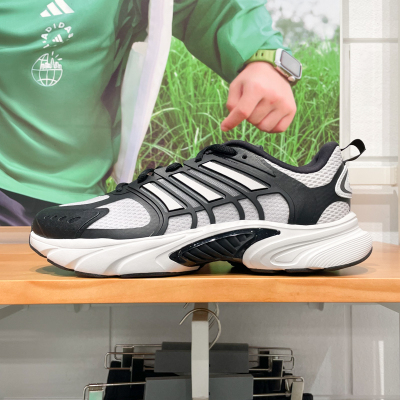 阿迪达斯男女同款2025夏新款CLIMACOOL透气运动休闲跑步鞋 JQ4902