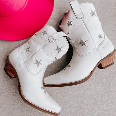 Dingo星星刺绣短靴女白色牛仔靴