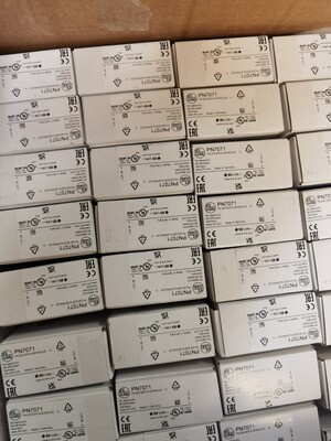 包邮IFM PN7071传感器全新原装现货实拍