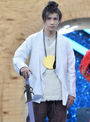 大话西游至尊宝服装紧箍咒