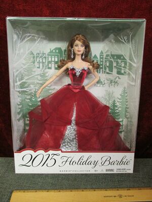 发 Barbie Holiday Brunette 2015 正品绝版假日芭比娃娃