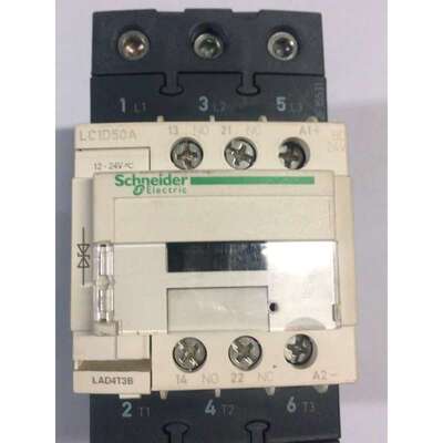 议价施耐得直流接触器LC1D50DC12-24V九成新