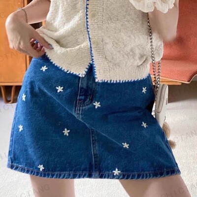 Chictang韩版蓝色休闲牛仔短裙ins设计感刺绣碎花A字半身裙鑫贰北