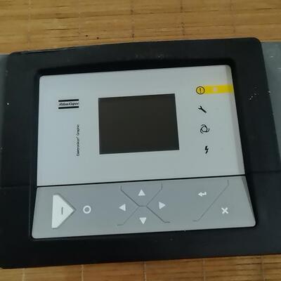 议价PPBE0613 P19005200阿特拉斯空压机控制器工业控制面板维修