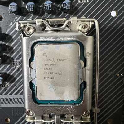 售前i5 12400cpu 刚 功能完好 2个