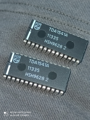 新 TDA1541A 解码IC 外贸库存货 暗字体版本  一个价格配镀金座脚